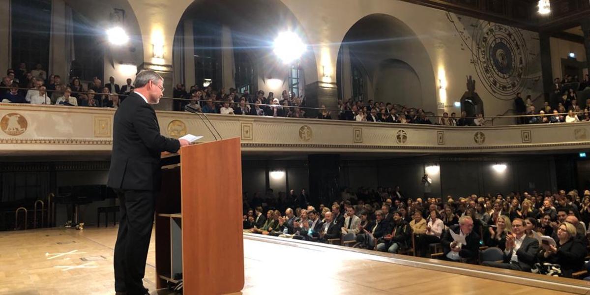 11/ 27/2023 The LMU M … - LMU Munich School of Management - LMU Munich