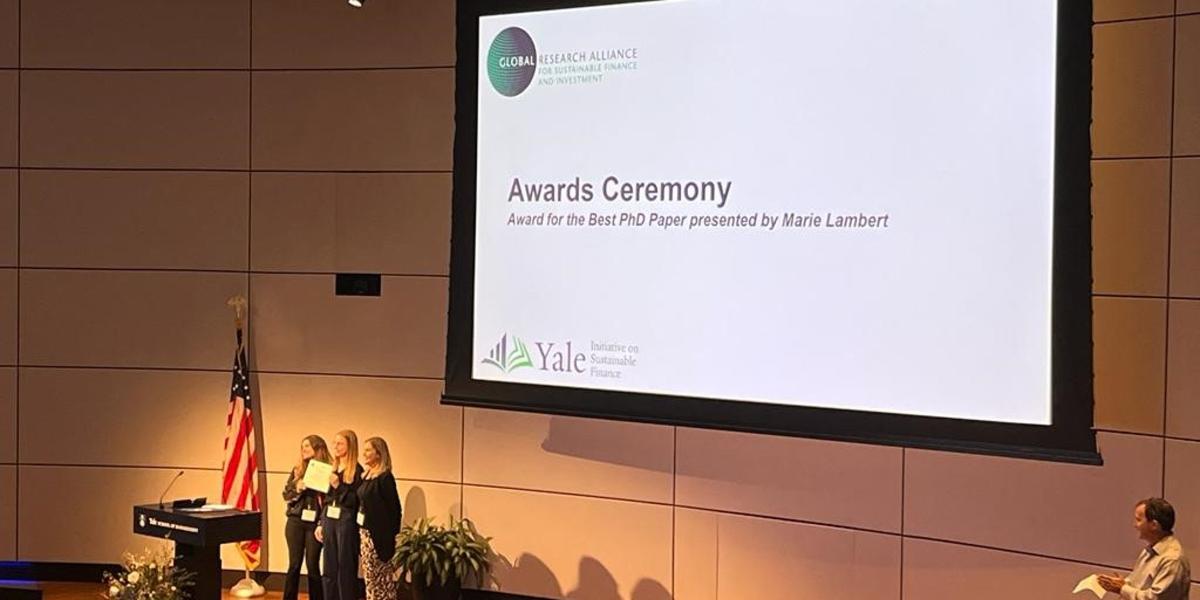 Best PhD Paper Award … - LMU Munich School of Management - LMU München