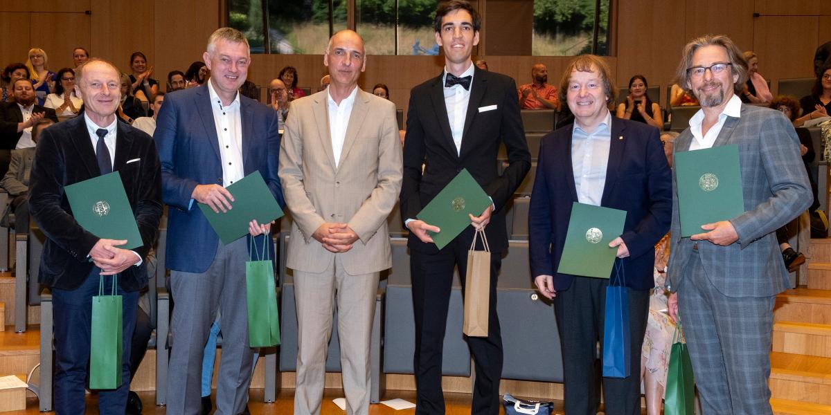 Honours and Awards - Faculty of Medicine - LMU Munich