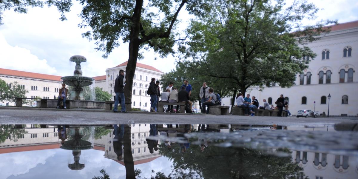 Ehemaliger Kanzler der LMU verstorben - LMU München