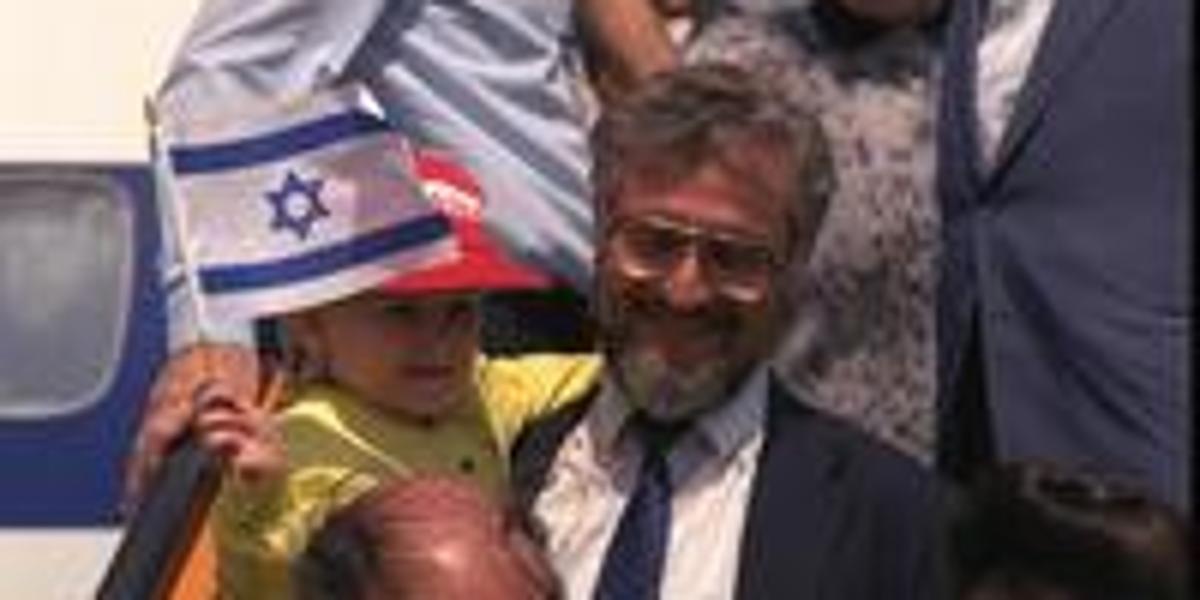 Jewish Immigration from Eastern Europe to Israel and G … - LMU München