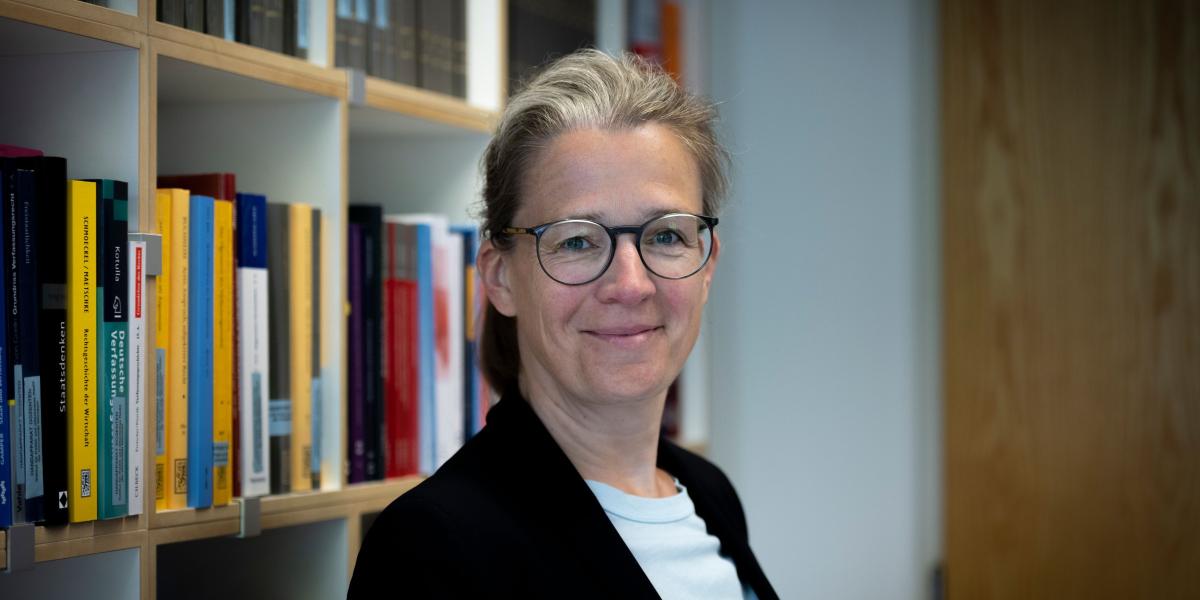 Ann-Katrin Kaufhold elected Vice President of the Feder … - LMU Munich