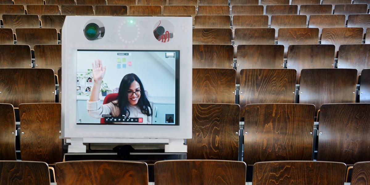 Digital tuition: Light up to ask a question! - LMU Munich