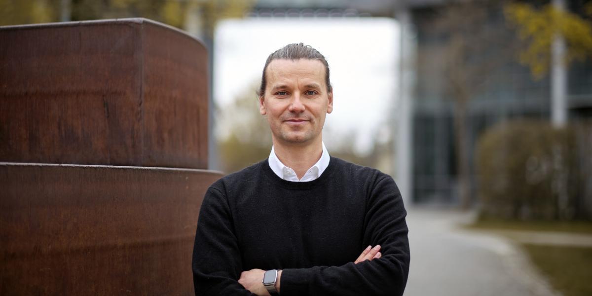 Computer models for chemical reactions - LMU Munich